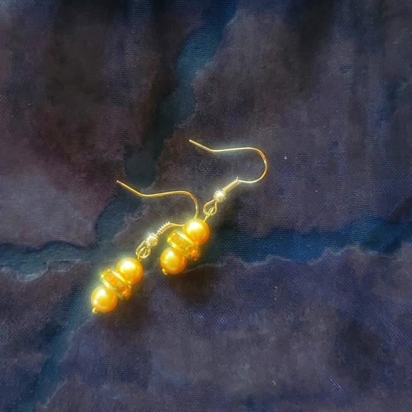 Jewelry | Look Amazing In These Butter Golden Crystal Earrings | Poshmark